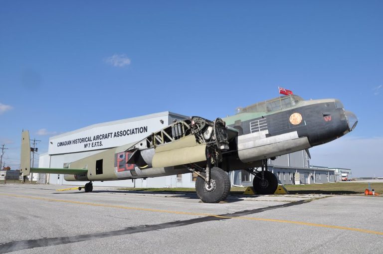 AVRO LANCASTER (FM212) – Canadian Aviation Museum